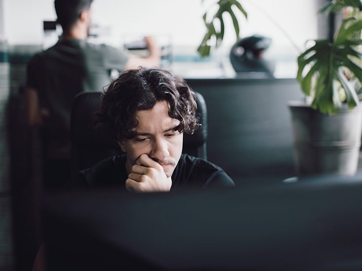 Cyberchondria: What It Is, Symptoms, and Treatments