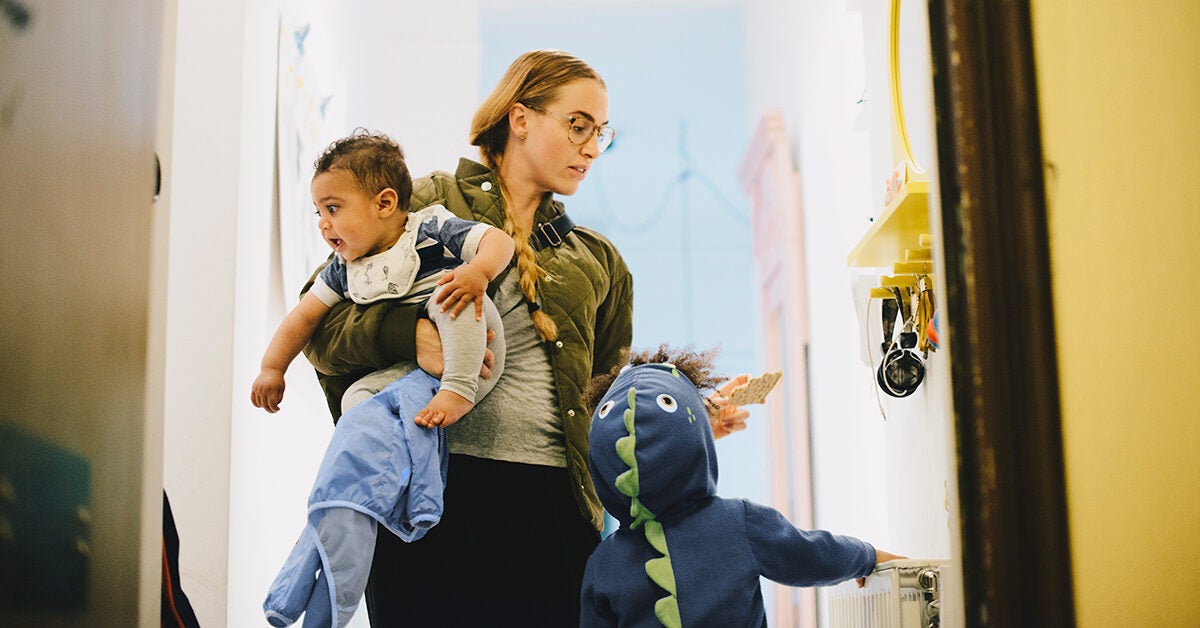 9 Types of Mom Guilt to Face with Facts | Psych Central